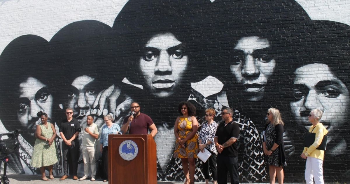 New Jackson 5 mural celebrated; Gary Unveils Plans for Ambitious Public ...